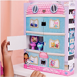 Gabby's Dollhouse, Surprise Pack, (Amazon Exclusive) Toy Figures and Dollhouse Furniture, Kids Toys for Girls and Boys Ages 3 and up