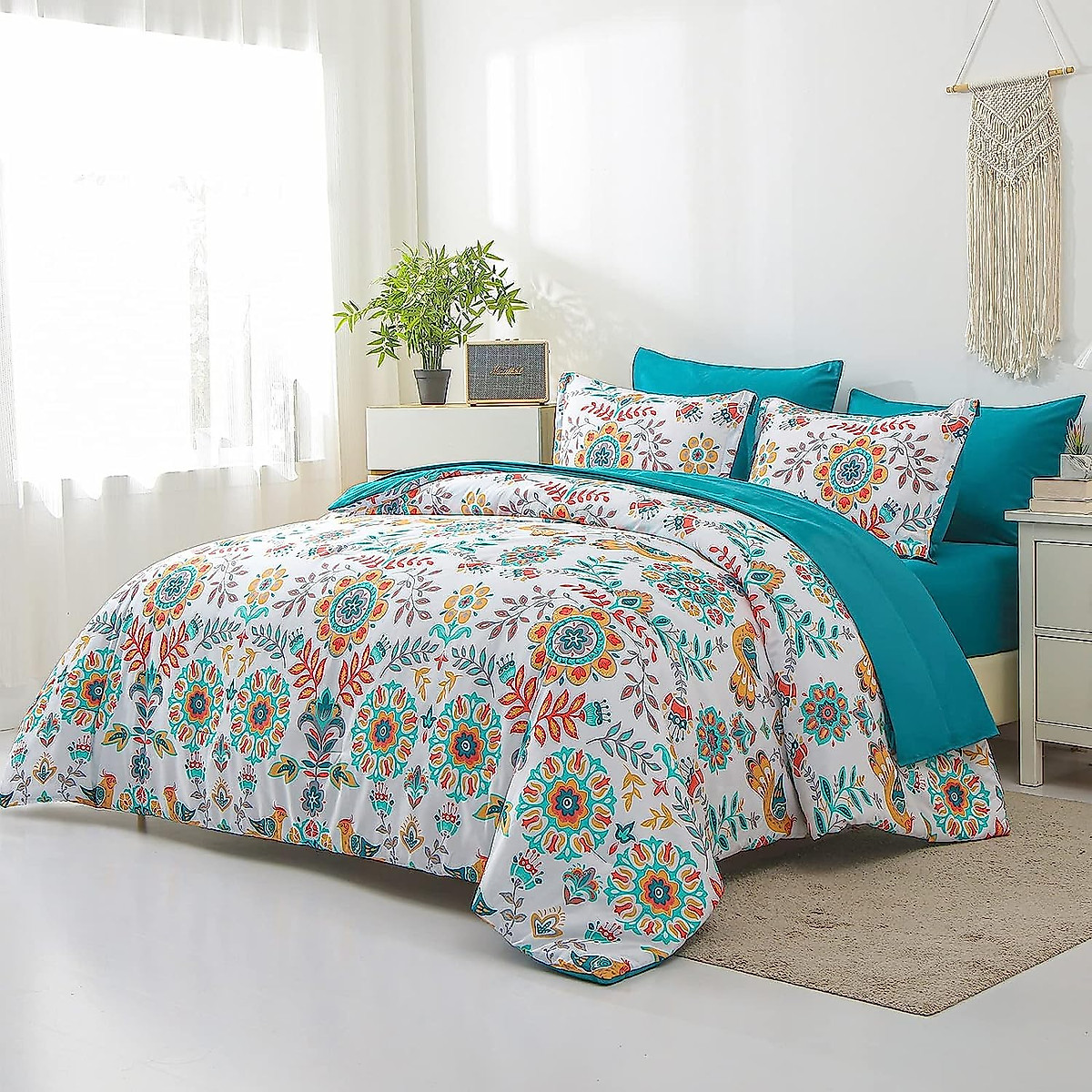 DHSFKBE Boho Comforter Set Twin - 5 Pieces Bed in a Bag Floral Medallions Design, Bohemian Comforter Set with Sheets, Soft Microfiber Complete Bedding Sets All Season (Teal Blue, Twin)