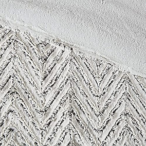 Madison Park Adelyn Ultra Soft Plush Faux Fur Chevron 3 Pieces Bedding Sets Bedroom Comforters, King/Cal King, Ivory