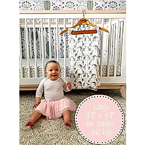 LollyBanks Super Soft Muslin Quilt 100% Cotton Gender Neutral Receiving Blanket Breathable Lightweight 6 Layers Large Size 47" x 47" (Giraffe)