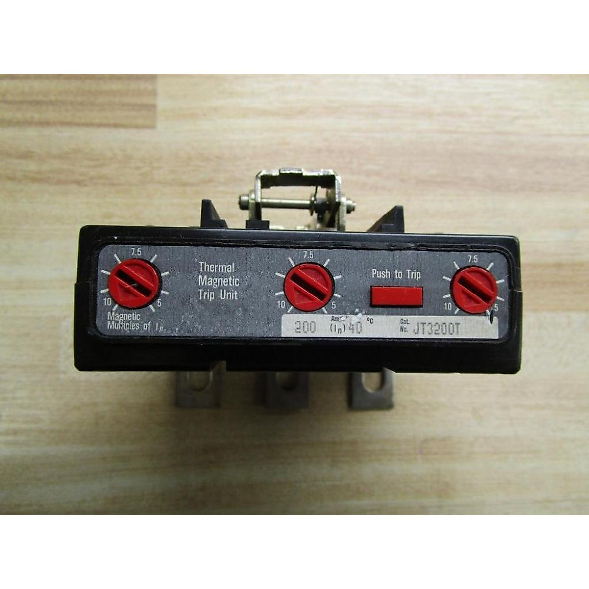 CUTLER HAMMER JT3200T 200AMP, Thermal Magnetic, Trip Unit, 600VAC MAX, 3POLE, Type JT