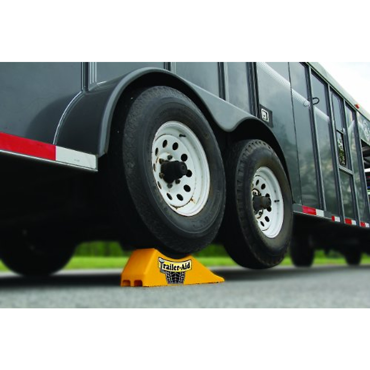Trailer Aid Camco Tandem Tire Changing Ramp with 4.5-Inch Lift, Yellow (21000)