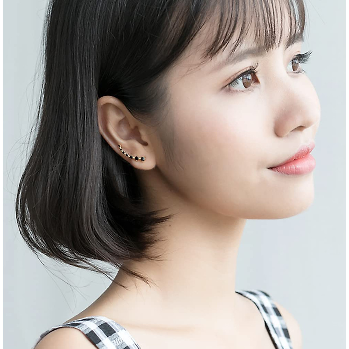 Reffeer 925 Sterling Silver 7 Crystals Cuff Earrings Climber for Women CZ Crawler Earrings Wraps (D-Gold-Black CZ)