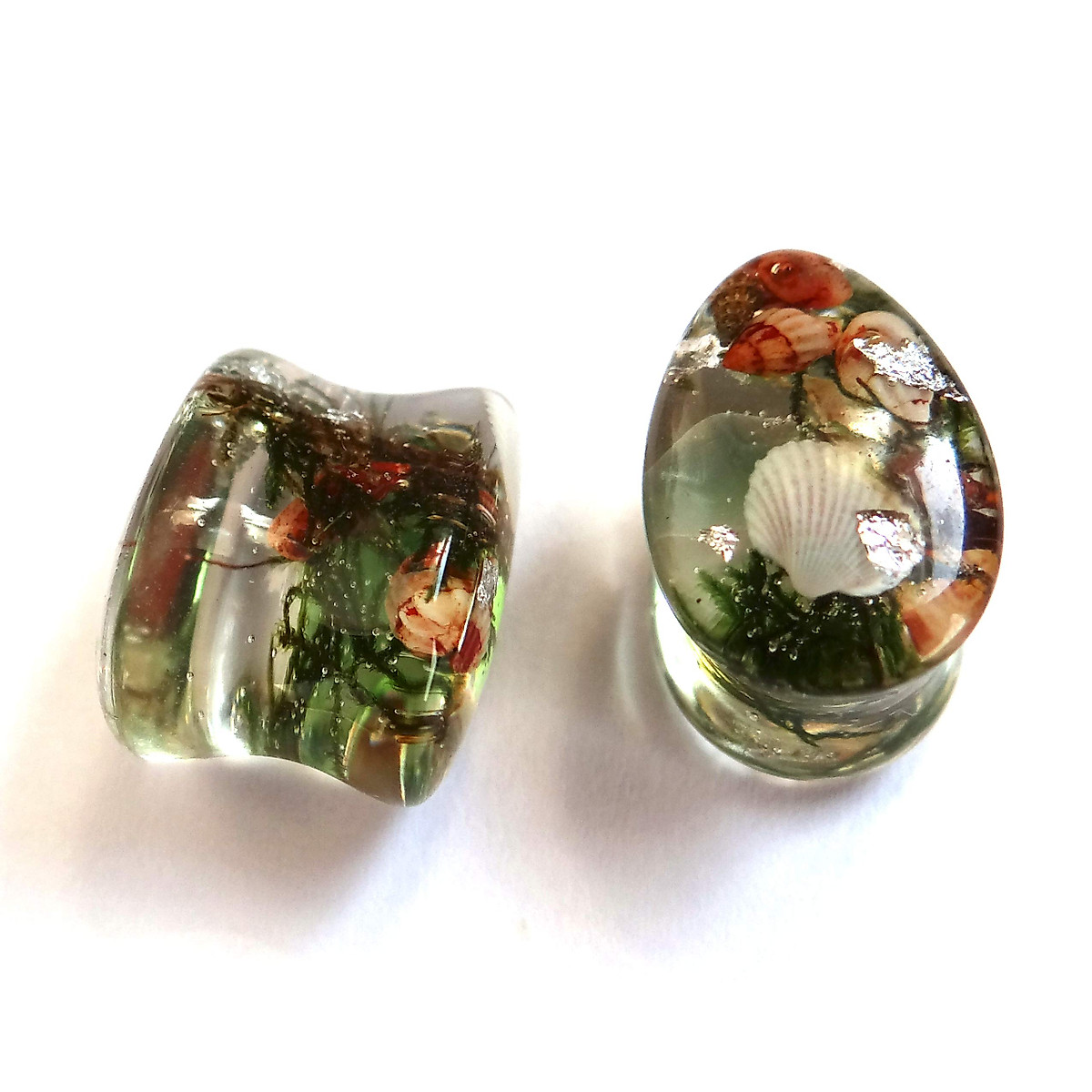 ETERNIADA Teardrop Nautical style plugs Sea Shell plug Tear Drop plugs Dropshaped plugs Egg Drop plugs Ear gauge double flare Mermaid Moss Ocean (25mm / 1" / Pair)