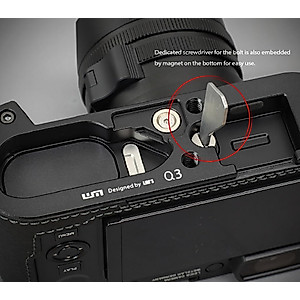 LIM'S Genuine Italy Leather Camera Half Case Metal Grip Dovetail Plate for Leica Q3 [Black]