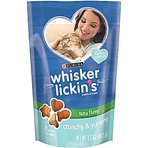 PURINA Whisker Lickin's Cat Treats, Crunchy & Yummy Tuna Flavor - 1.7 oz. Pouch, Blue/Green (00017800172622)