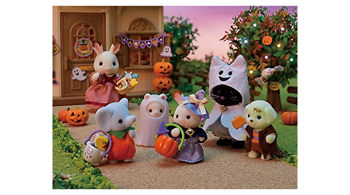 Calico Critters Halloween Parade Set - Limited Edition Figures