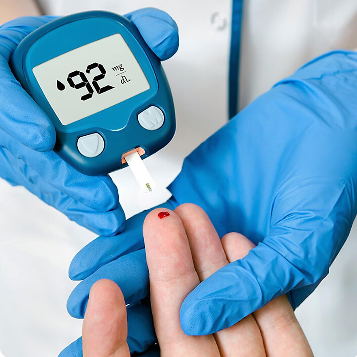 Schneider Nitrile Exam Gloves, 5 mil, Large, Box of 50, Heavy Duty Disposable Gloves, Textured, Latex Free, Food Safe, Industrial Gloves for Medical, Cleaning, Cooking, Blue