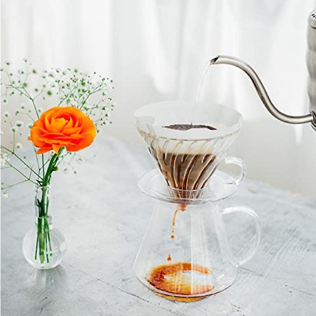 Hario "Simply Glass V60 Pour Over Set with Glass Server, Scoop and Filters, Size 02, Clear