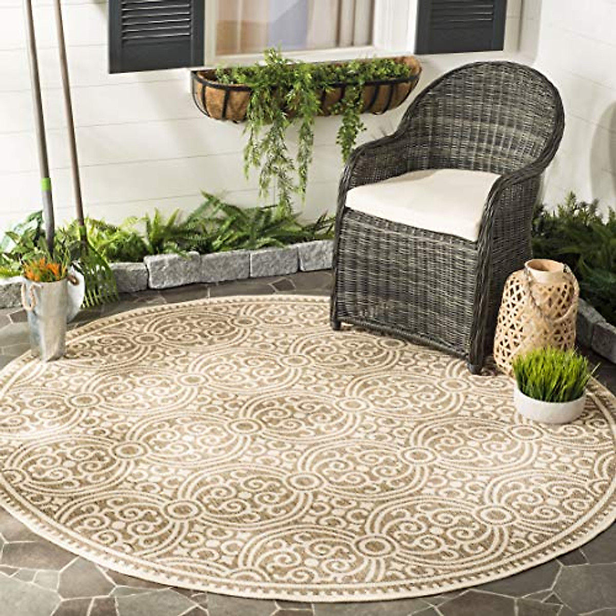 SAFAVIEH Beach House Collection 4' Round Cream/Beige BHS134C Geometric Indoor/ Outdoor Non-Shedding Easy Patio Backyard Porch Deck Mudroom Area Rug