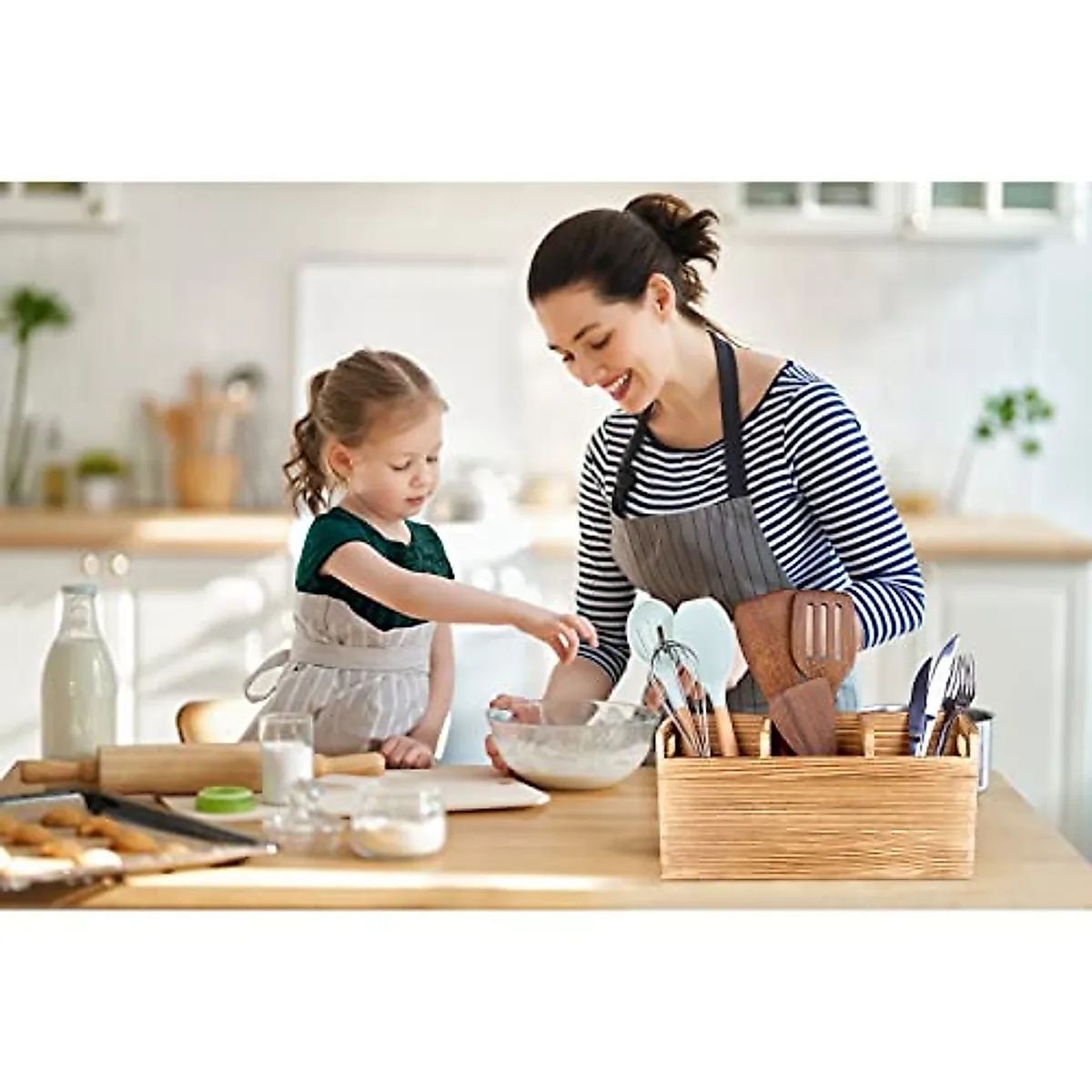 RedCall Utensil Holder,Wood Cooking Utensil Organizer,Large Farmhouse Utensil Holder for Counter top,Rustic Spoon Spatula Holder Kitchen Tools Storage Caddy Decor