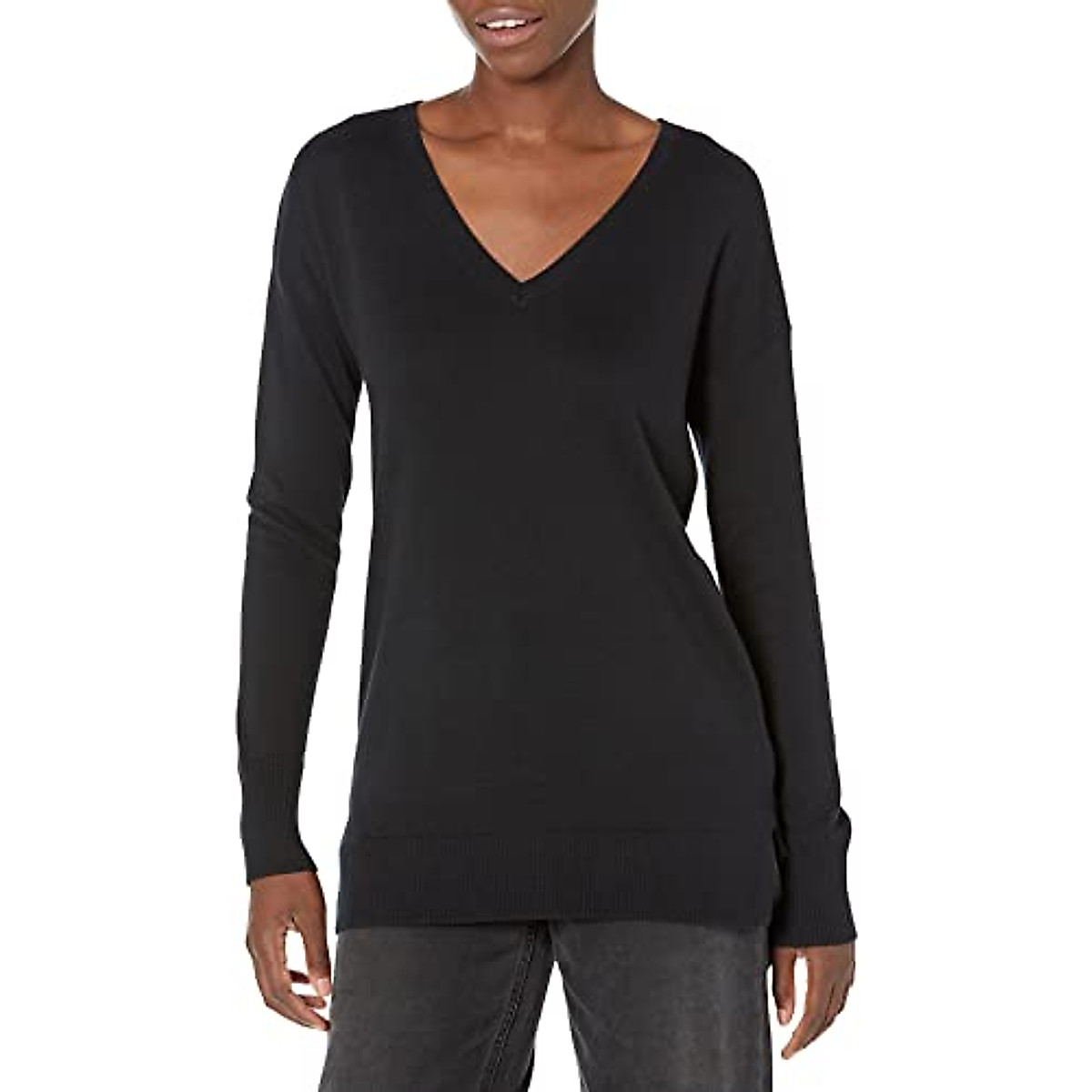 Amazon Essentials Women's Lightweight Long-Sleeve V-Neck Tunic Sweater (Available in Plus Size), Black, Large