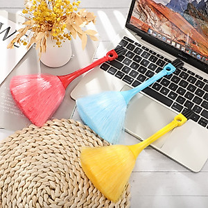 3 Pack Fluffy Microfiber Delicate Kitchen Duster Anti Static Laptop Keyboard Brush Mini Microfiber Duster Small Dusting Wand Multifunction Screen Brush for Electronic Equipment, Blue, Yellow, Red