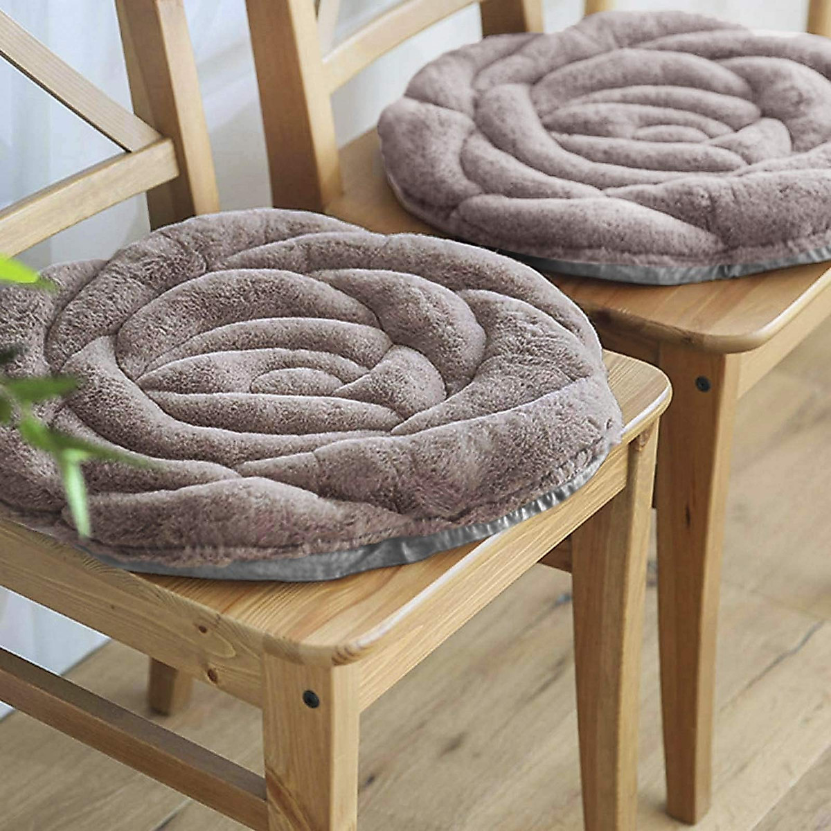 MioCloth Soft Plush Flower Rose Chair Pads Non Slip Comfortable Warm Round Stool Seat Cushion Pad Mat Home Office Desk Seat Kitchen Dining Chair Cover Pad Machine Washable Gray