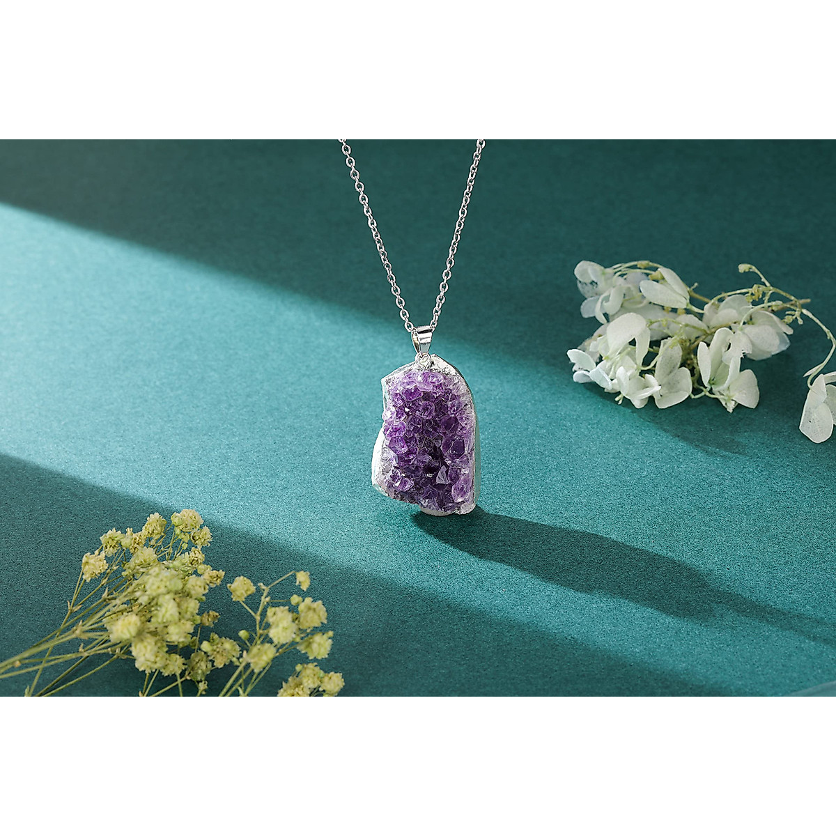 MANIFO Amethyst Raw Crystals Stone Necklace Healing Crystal Cluster Druzy Gemstone Pendant Necklaces for Women Silver