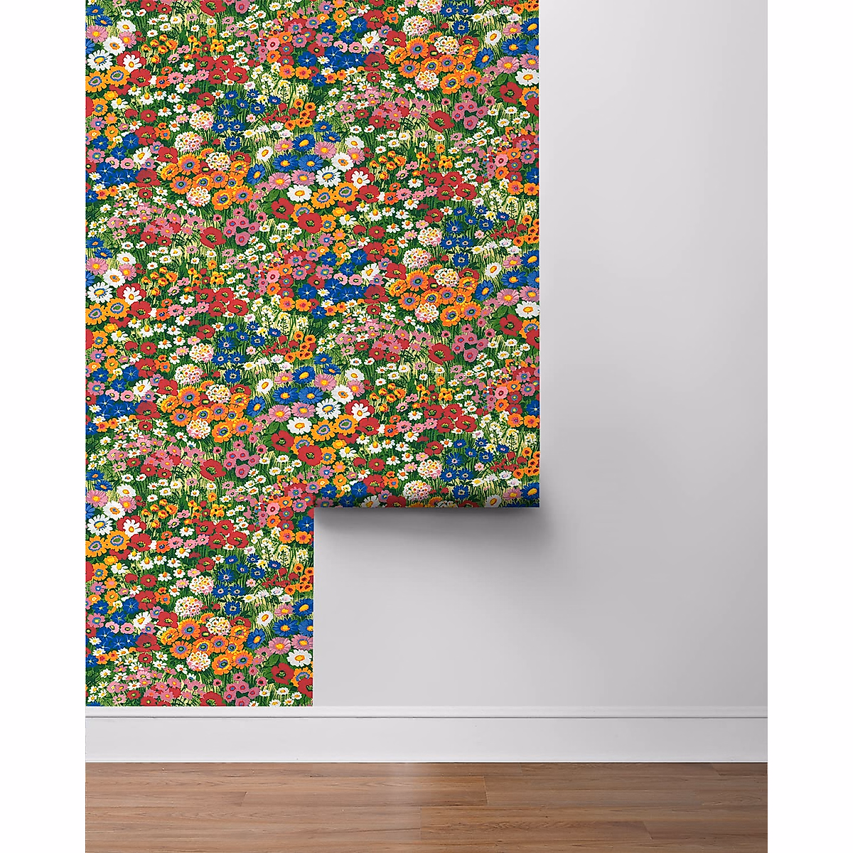 NextWall Floral Meadow Peel and Stick Wallpaper (Multicolored)