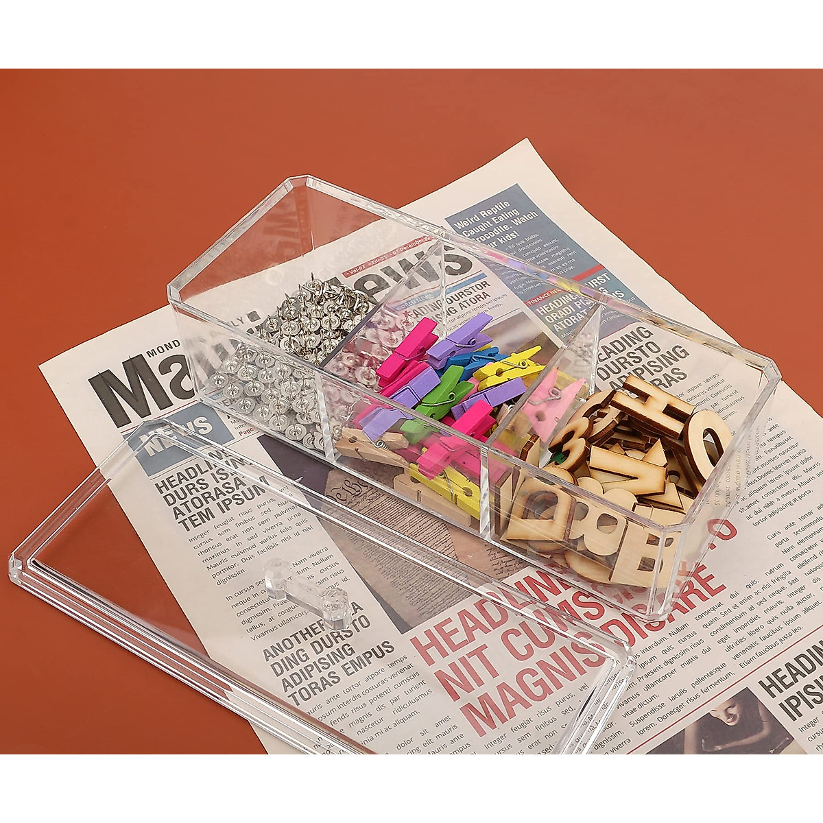 dedoot Plastic Drawer Organizer, Clear Acrylic Vanity Desk Storage and Organizer, 3 Compartment Make Up Holder with Lid Bathroom Display Storage Container for Jewelry, Small Items, 9.17x3.7X3.46 Inch