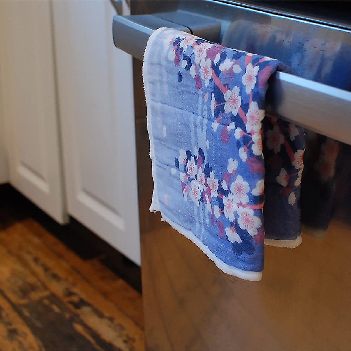 Nawrap Printed Dishcloth, Made in Japan, Durable and Absorbent, Sakura with Moon Print