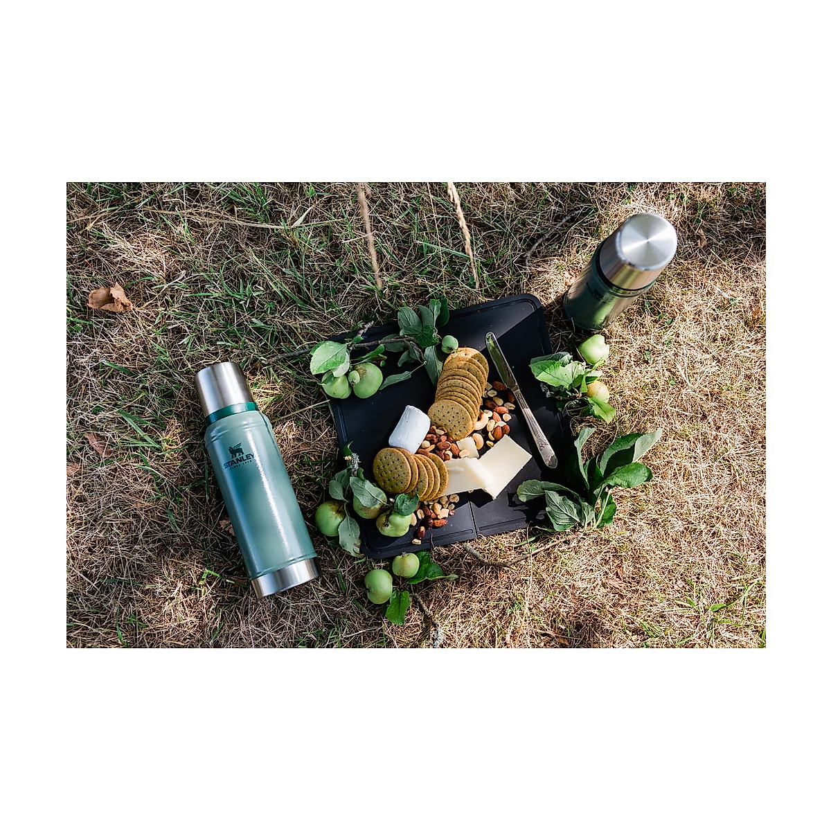 Stanley Classic Vacuum Insulated Wide Mouth Bottle - Hammertone Green - BPA-Free 18/8 Stainless Steel Thermos for Cold & Hot Beverages - 1.0 QT