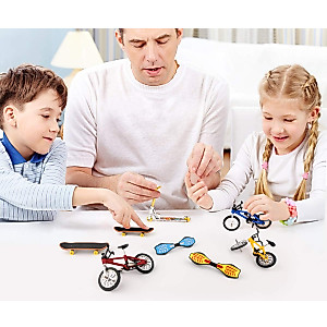 Mini Bike Finger Bike Finger Skateboard Set,Excellent Functional Miniature Toys Mini Extreme Sports Finger Bicycle Skateboard Cool Boy Toy Creative Game Toy Set Collections Cake Decoration (4PCS)