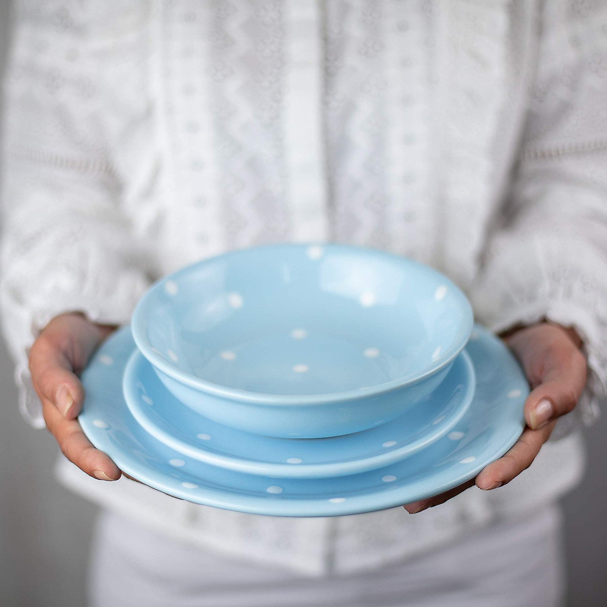 City to Cottage Handmade Light Sky Blue And White Pottery Polka Dot Glazed 7.3inch/18.5cm, 14oz/400ml Salad, Pasta, Fruit, Cereal, Soup Bowl | Unique Ceramic Dinnerware, Housewarming Gift