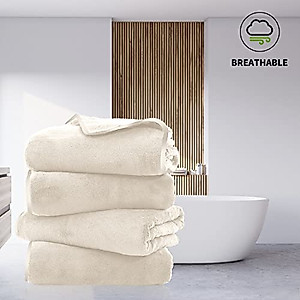 Cosy Family Microfiber 4 Pack Bath Towel Set, Lightweight and Quick Drying, Ultra Soft Highly Absorbent Towels for Bathroom, Gym, Hotel, Beach and Spa (Cream)