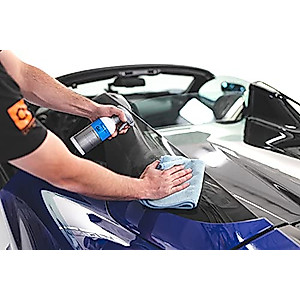 Koch-Chemie - Glass Cleaner - Effortlessly Removes Stubborn Dirt, Oil, Grease, Insects, and Residues; Ready-To-Use Streak-Free Formula; Gloss and Smoothness Additive; Fresh Fragrance (500 milliliters)