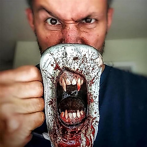 Gothic Vampire Half Face Mug + Small Spoon Set, Halloween Horror Funny Thriller Bloody Scary Coffee Mugs Handmade Half Face Mugs, Halloween Mugs, Thriller Christmas Gifts, Party Supplies, Unique Birth