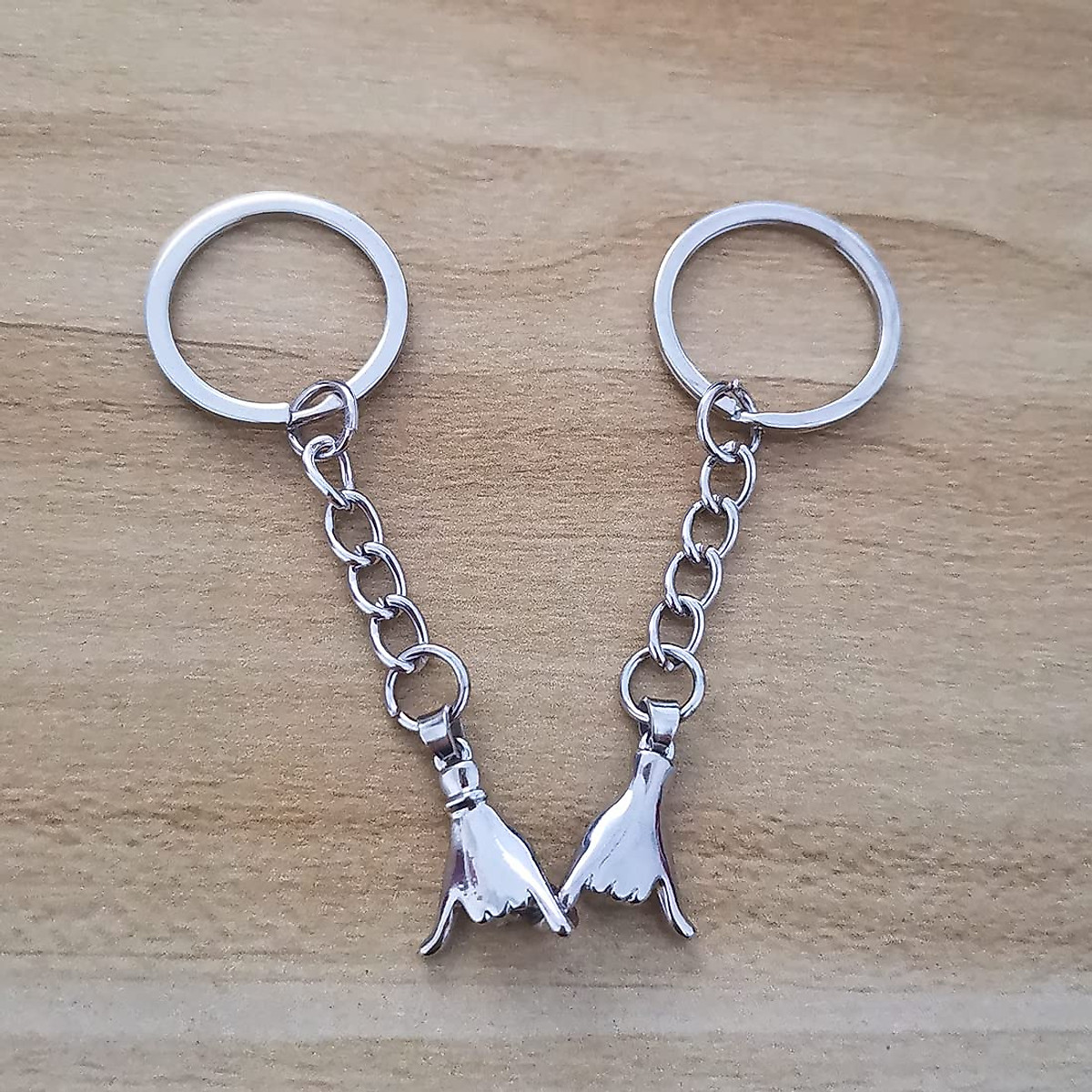 Meimimix 2Pcs Pinky Promise Keychain for Couple Matching BFF Best Friend Girlfriend Boyfriend Love Family Birthday Valentines Day Jewellery (Silver)