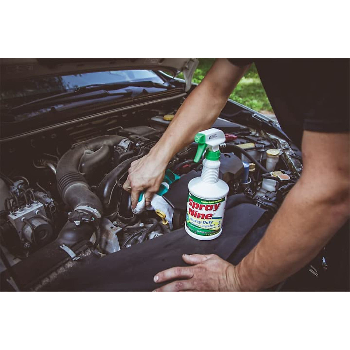 Spray Nine 26832 Heavy Duty Cleaner, Degreaser And Disinfectant, Multipurpose Cleaner For Common Automotive Shop, Home, Industrial, And Commercial Uses, 32 oz