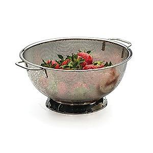 RSVP International International Endurance Stainless Steel Precision Pierced Colander, 5-Quart (Punch-5)