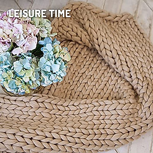 Shalenine Chunky Knit Blanket Throw Merino Wool Blend Handmade Decor Giant Yarn Large Cable Knitted Blanket,Khaki,40''x40''