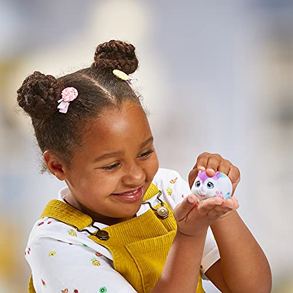 Little Live Pets - Lil' Hamster: Popmello & House Playset | Interactive Toy. Scurries, Sounds, and Moves Like a Real Hamster. Soft Flocked. Batteries Included. for Kids 4+