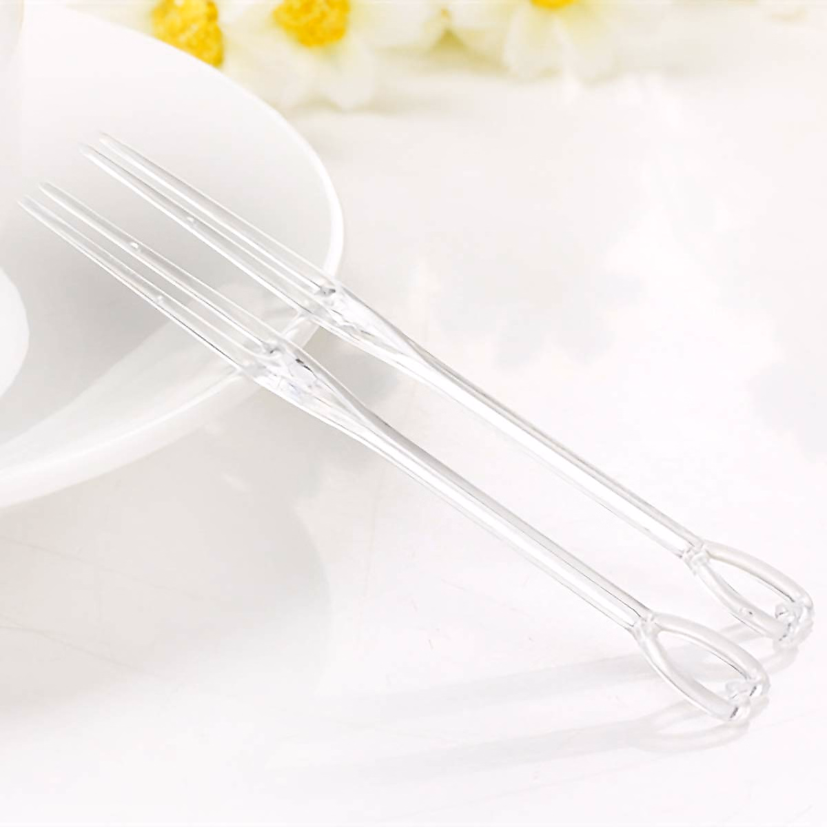 HuiYouHui 300 Disposable Fruit Forks safety and sanitation 3.5" Length Plastic Cocktail Picks Sticks heart shapes Cute Food Pick Party Supplies Plates Picks Dessert Forks Cake Forks