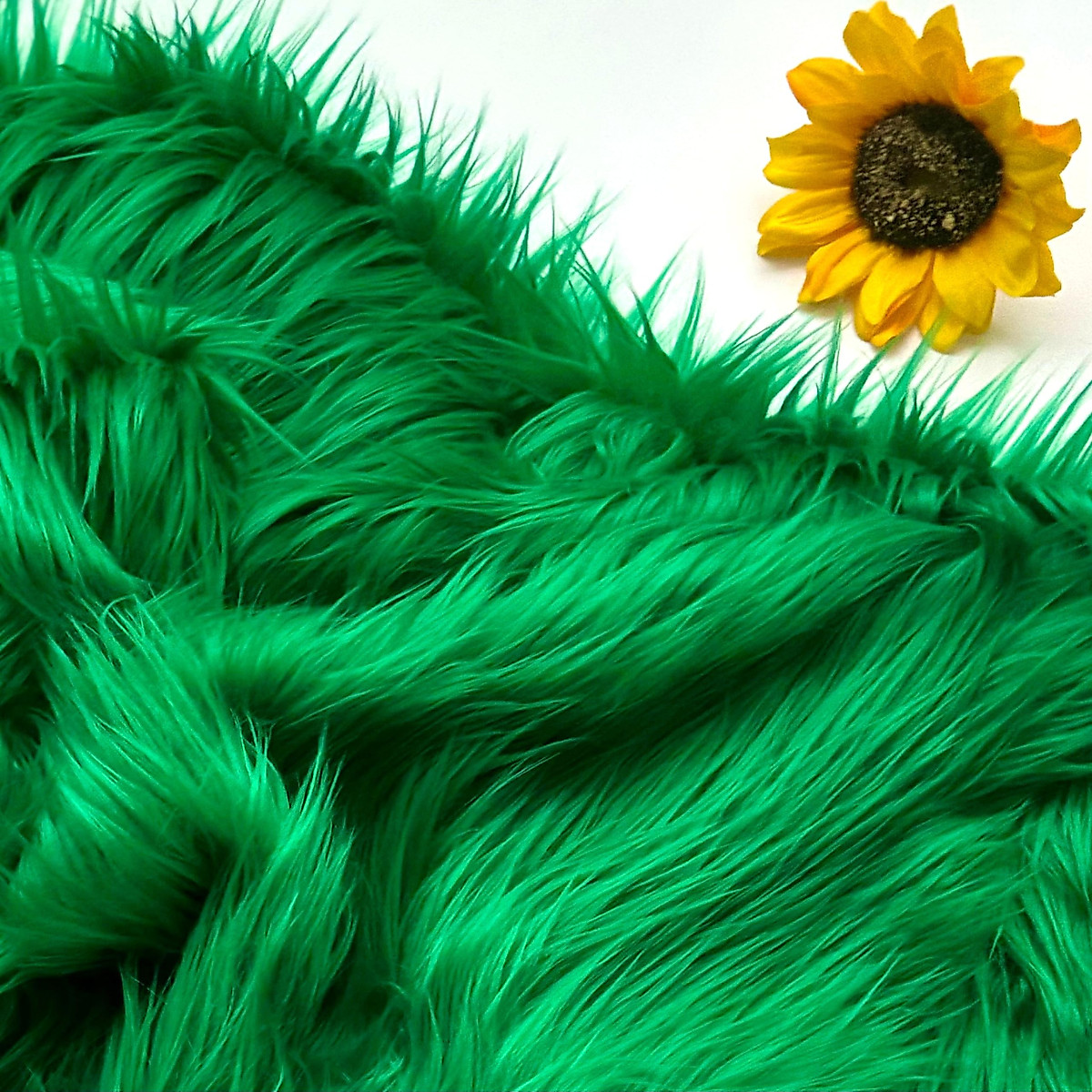 Bianna Emerald Kelly Green Faux Fur Fabric, by The Yard, American Seller, Luxury Shag Shaggy Material for Crafting, Sewing, Costumes, Fursuits, Home Decor (12x12 inches)