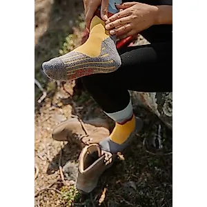 Falke Women's Standard TK2 Crest W SO, Red (Merlot 8117), 8-9