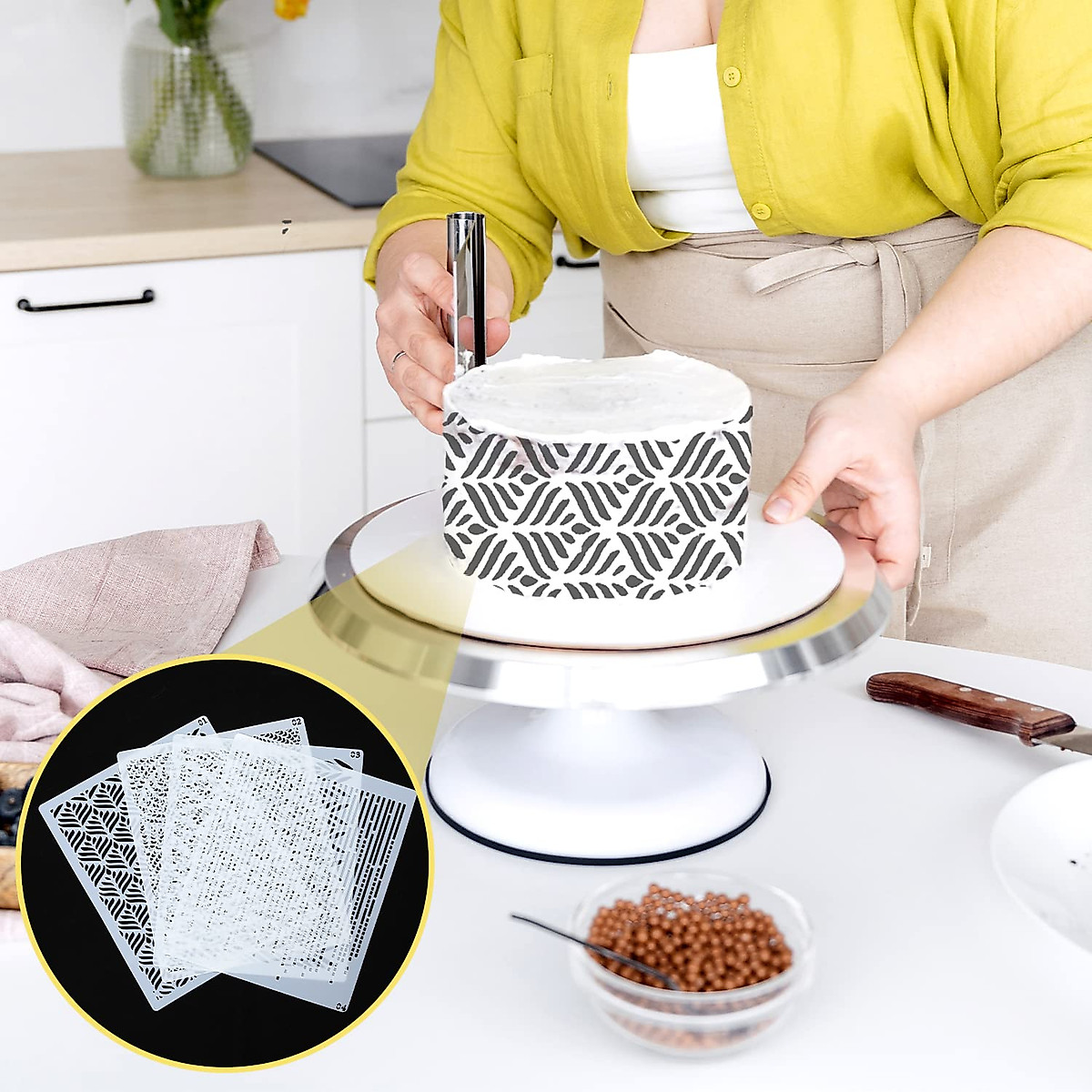 4 Pcs Cake Stencils Floral Cake Decorating Stencils Plastic Spray Floral Cookie Templates Reusable Fondant Dessert Decorating Templates DIY Baking Decor Mold