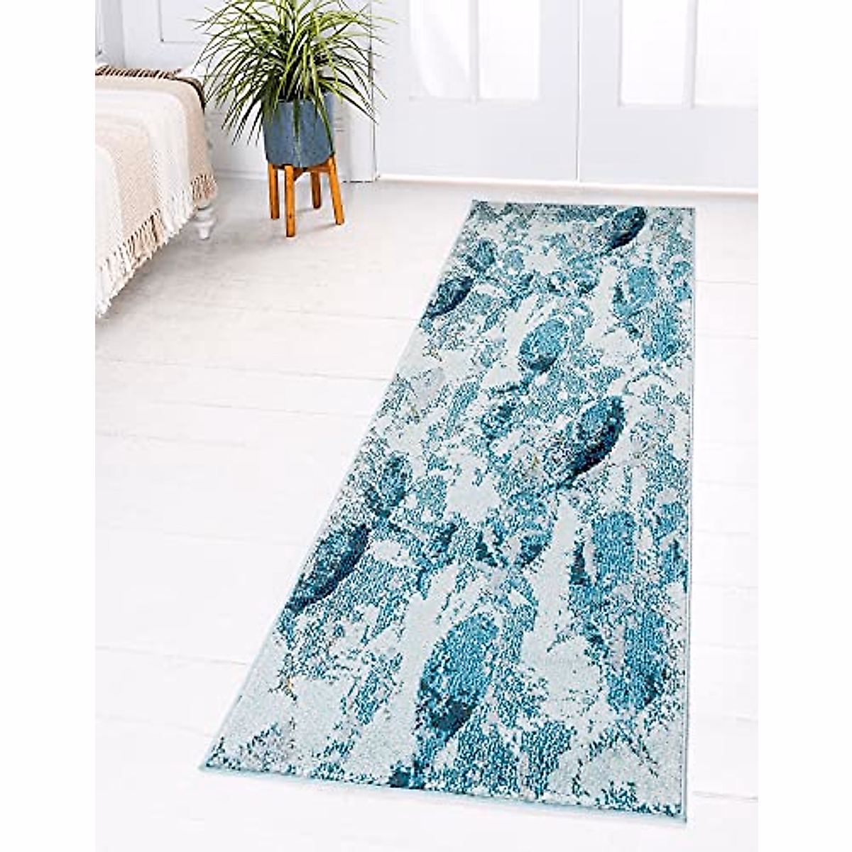 Unique Loom Positano Collection Coastal Modern Fish Light Blue Runner Rug (2' x 7')