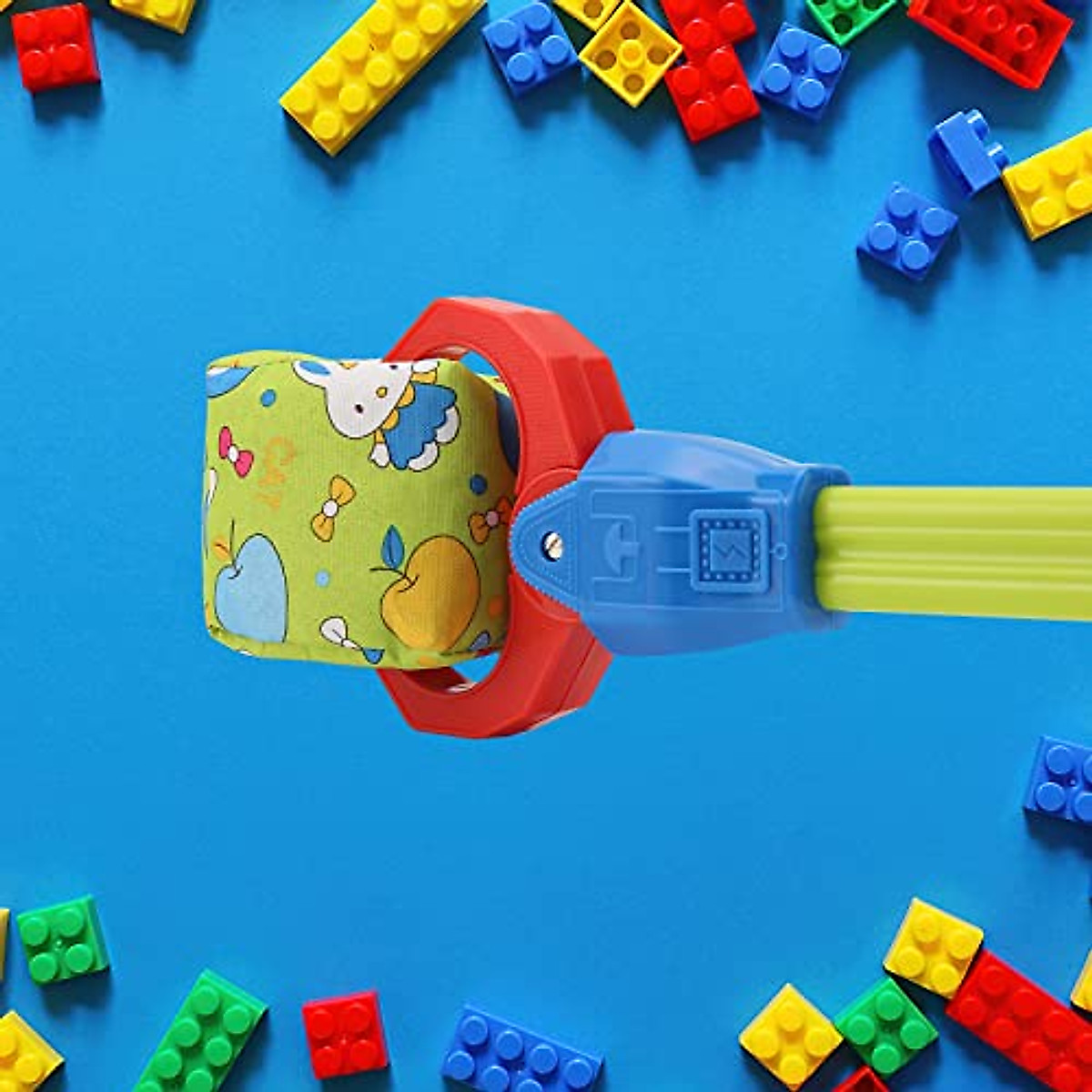 OhhGo Children Intelligence Toy Hand Claw Grabber Kids Grabbing Pick Up Toys Yellow