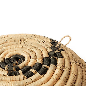 Artera Wicker Wall Basket Decor - Set of 4 Oversized, Hanging Natural Woven Seagrass Flat Baskets, Round Boho Wall Basket Decor for Living Room or Bedroom, Unique Wall Art. (Natural)