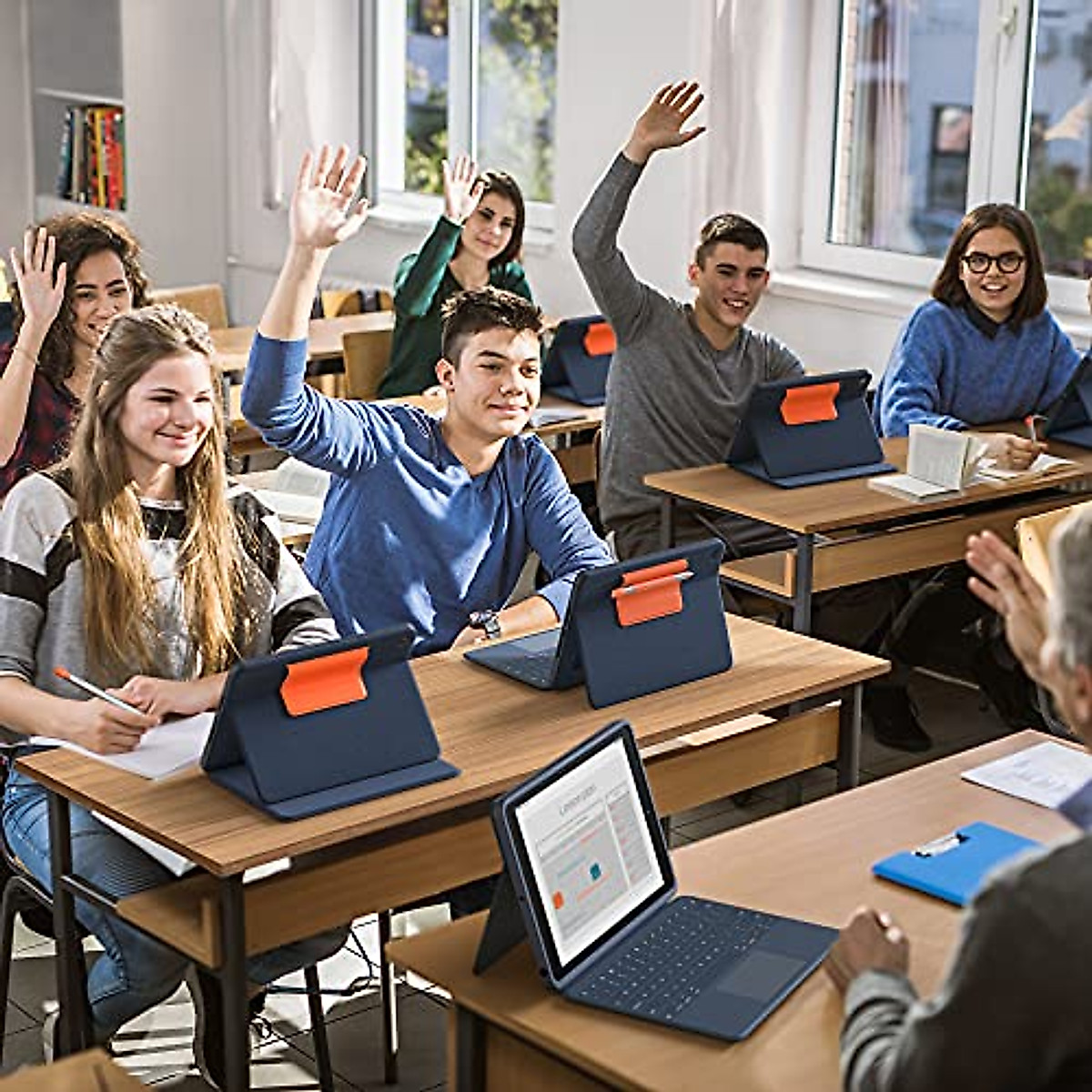 Logitech Rugged Combo 3 Touch iPad® Keyboard Case with Trackpad and Smart Connector for iPad (7th, 8th and 9th Generation) for Education - Classic Blue