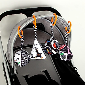 KAKIBLIN Baby Hanging Rattle Toys, 4 Pack Black and White Car Seat Baby Toys Soft Squeaky Stroller Toy for Baby Montessori Sensory Toys 0-12 Months for Newborn Infant, White and Black