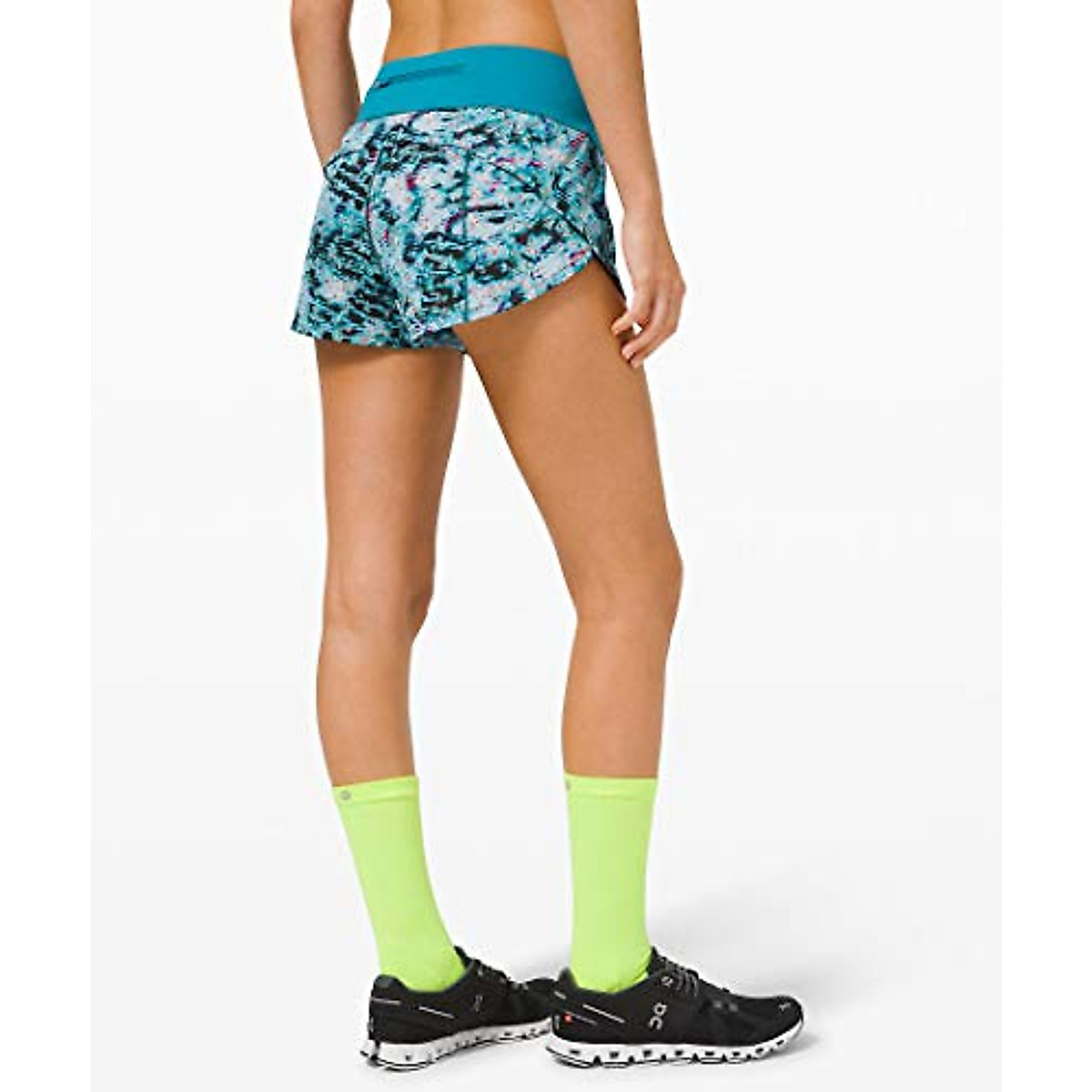 Lululemon Athletica Speed Up Short 2.5 (Quick Start MultiHawaiian Blue, Size 0)