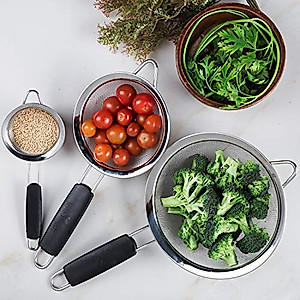 LiveFresh Fine Mesh Strainer Set - Rust Proof Stainless Steel with Non Slip Handles - Fine Mesh Sieve Set of 3