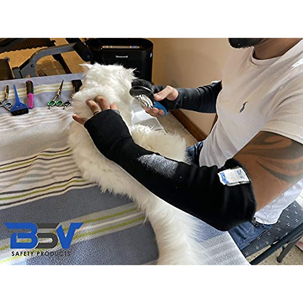 BSV Kevlar Cut, Scratch, Stab, Bite, Heat Resistant Mechanic Arm Protection Sleeves with Finger Opening -Unisex- 18 Inches, Black,1 Pair