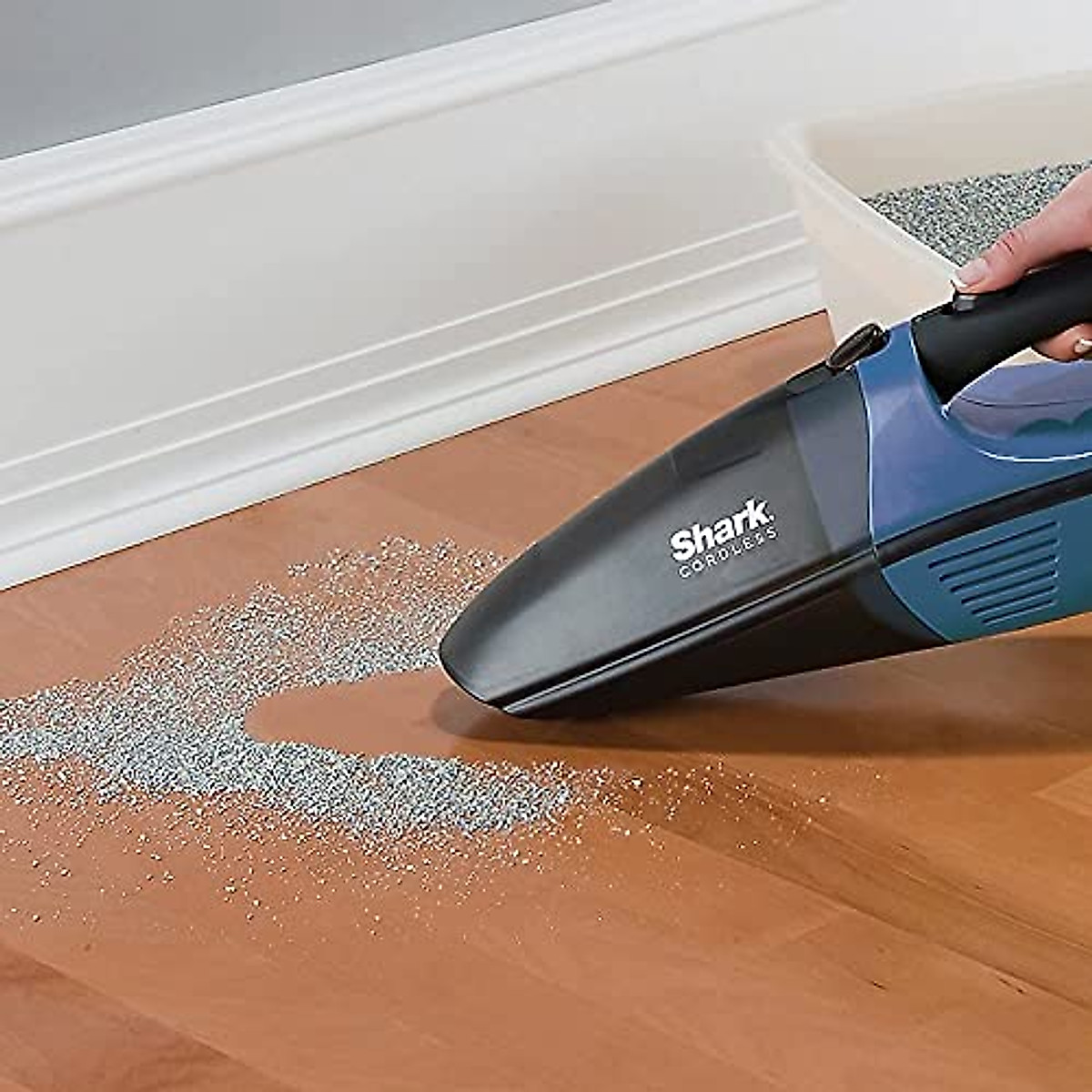 Shark SV75Z Blue Cordless Pet Perfect Lithium Ion Handheld Vacuum Cleaner (Renewed)