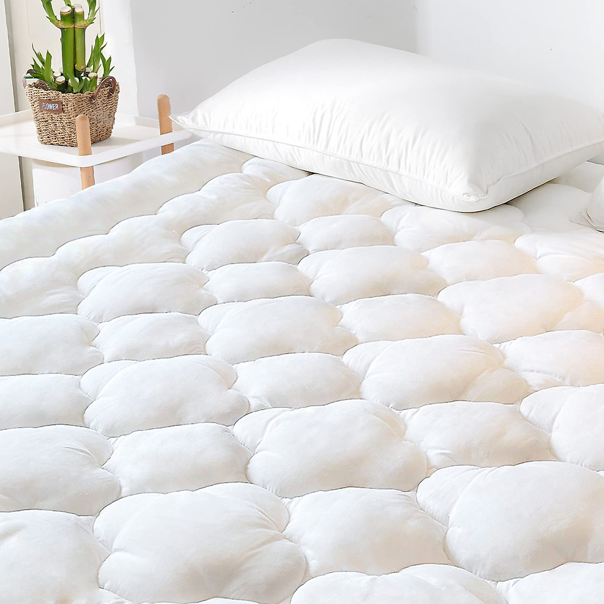 GRT Mattress Pad Cover Rayon from Bamboo Full Size, Extra Thick Quilted Fitted Mattress Topper with 19 Inches Deep Pocket, Cooling Breathable and Noiseless Mattress Cover