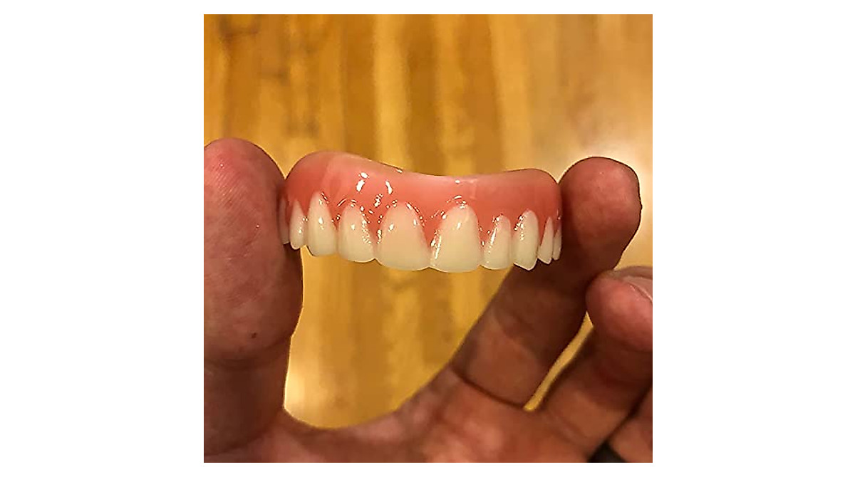 Adjustable Snap-On Dentures for a Natural Smile - Easy & Comfortable