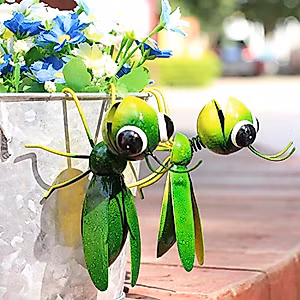 Cruis Cuka Metal Yard Art Garden Decor Cute Grasshopper Lawn Ornament ​Hanging Wall Sculpture - Set of 2