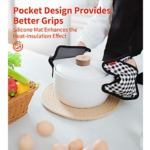 Silicone Oven Mitts and Pot Holders Sets - Ankway Heat Resistant Kitchen Mitts with Waterproof, Flexible Oven Gloves with Quilted Liner for Kitchen Cooking Baking Grilling, Dishwasher Safe, Gift Pack